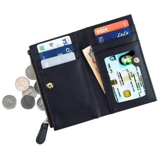 EK Luxe wallet | Wallets & Passport covers | Emirates Official Store