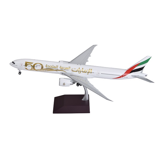 UAE 50th Jubilee B777 1:200 scale model aircraft