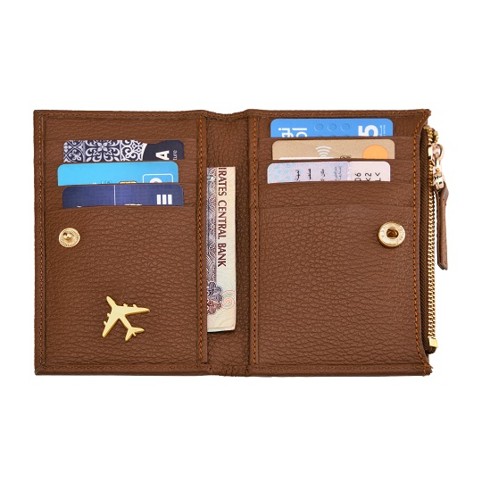 Italian leather card wallet, rust | Just Landed | Emirates Official Store