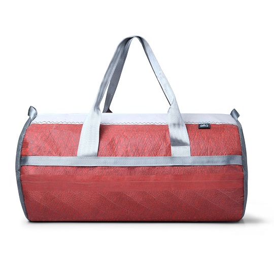 Emirates neo duffle bag | Emirates neo | Range | Emirates Official Store