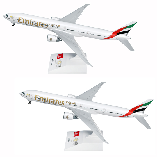 Set of two Boeing 777-300ER 1:200 scale Expo 2020 aircraft model HS ...